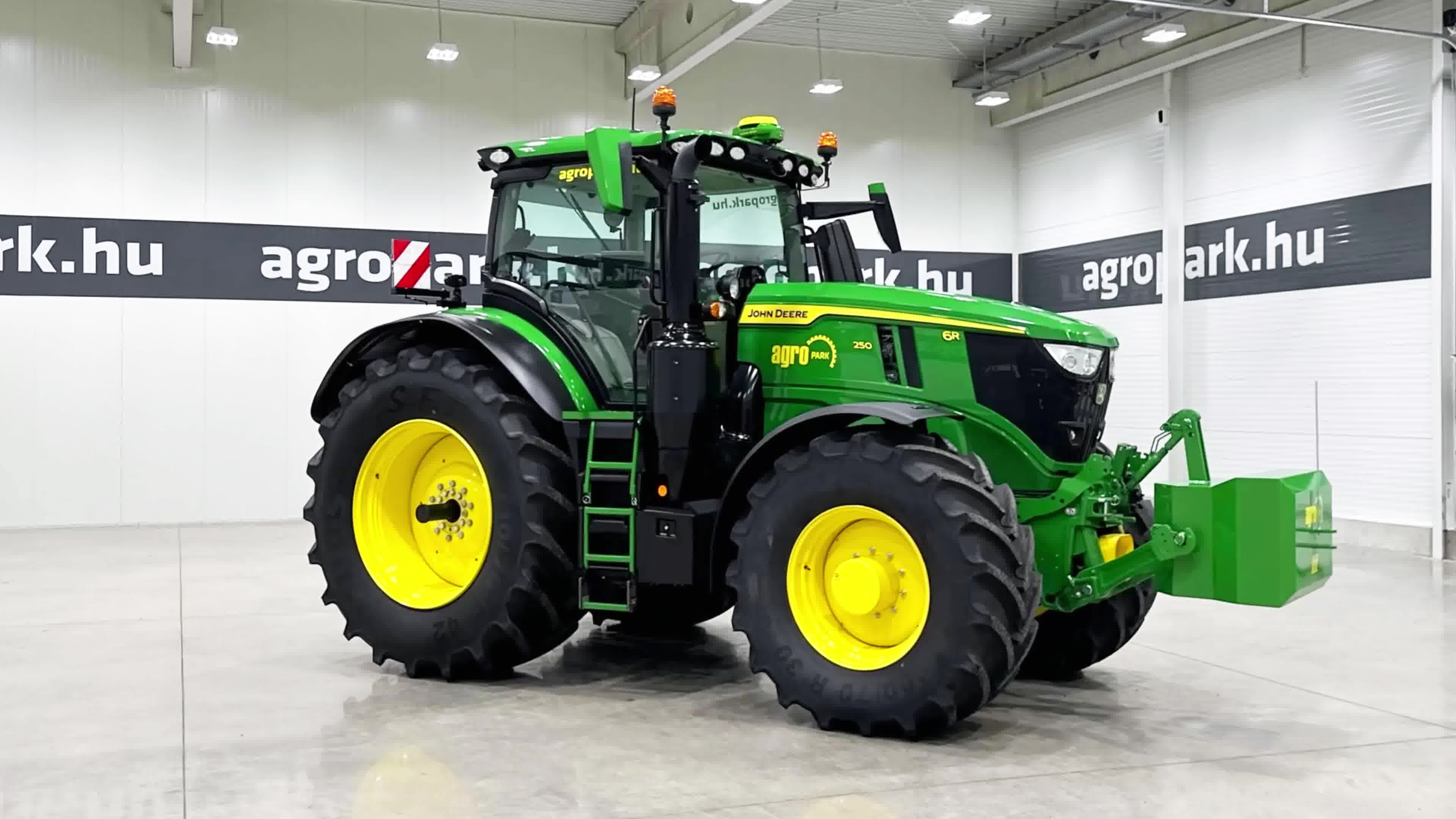 New John Deere 6R 250 - AGROPARK - Value in Agriculture