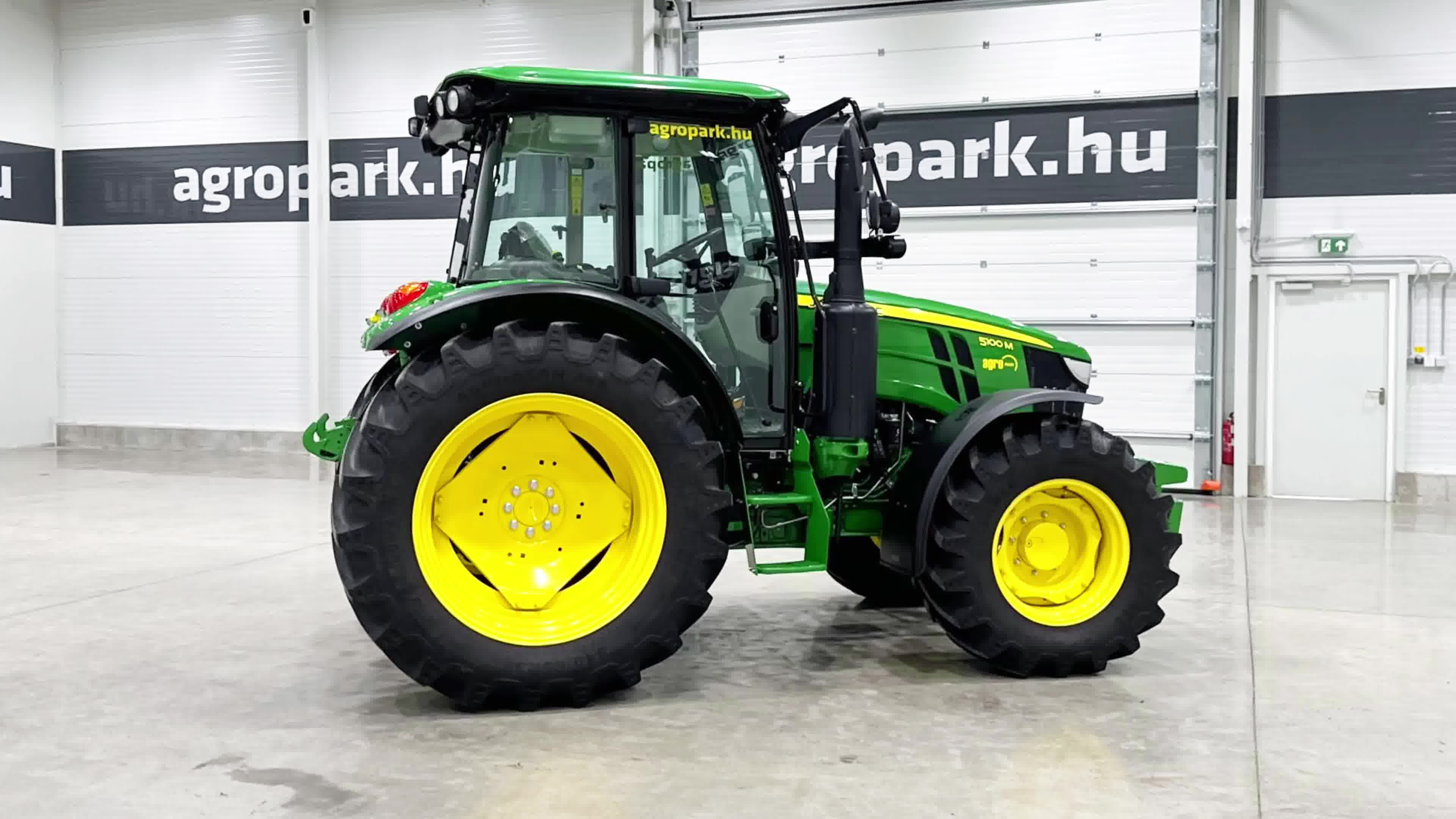 New John Deere 5100M - AGROPARK - Value in Agriculture