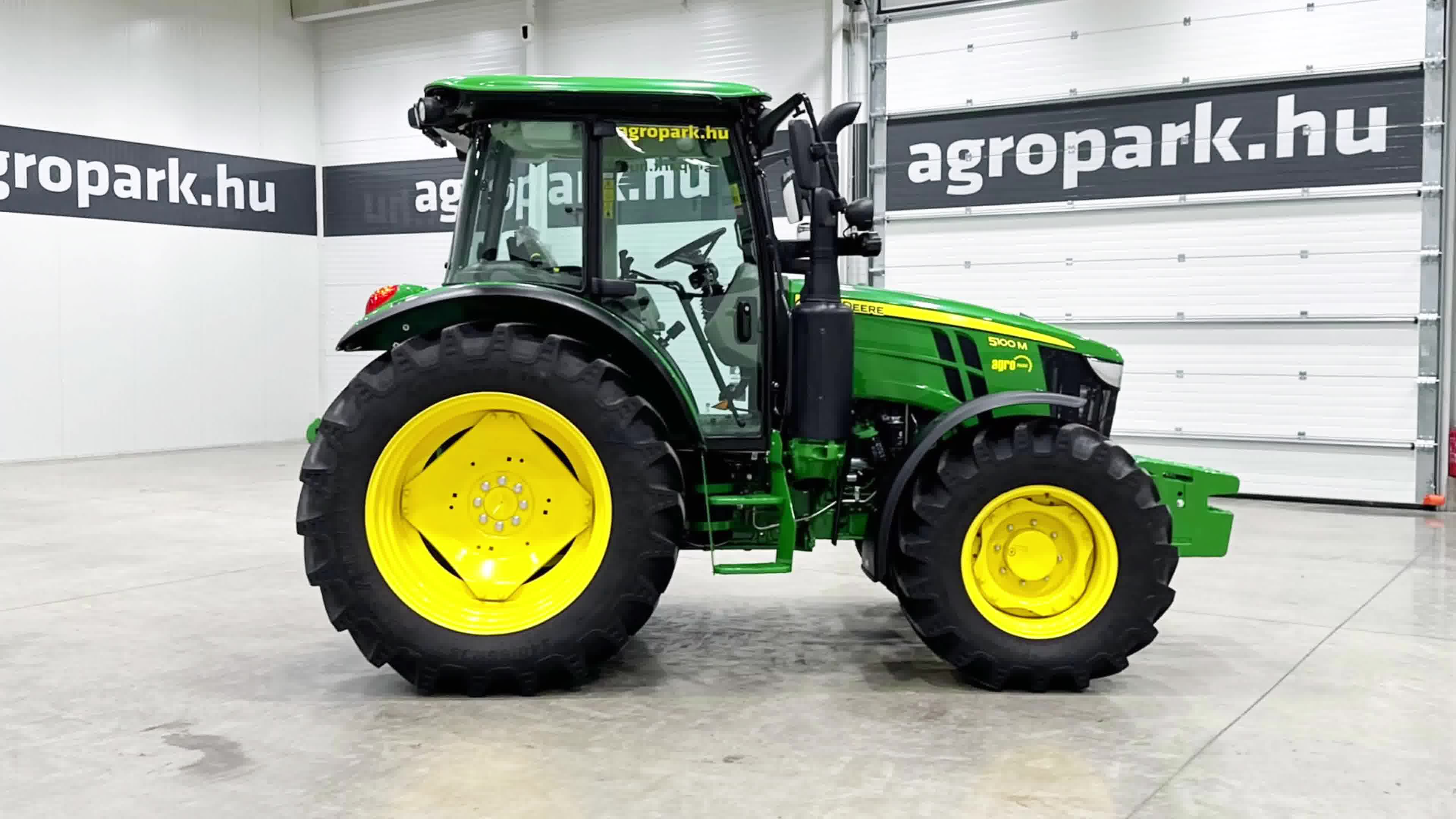 New John Deere 5100M - AGROPARK - Value in Agriculture
