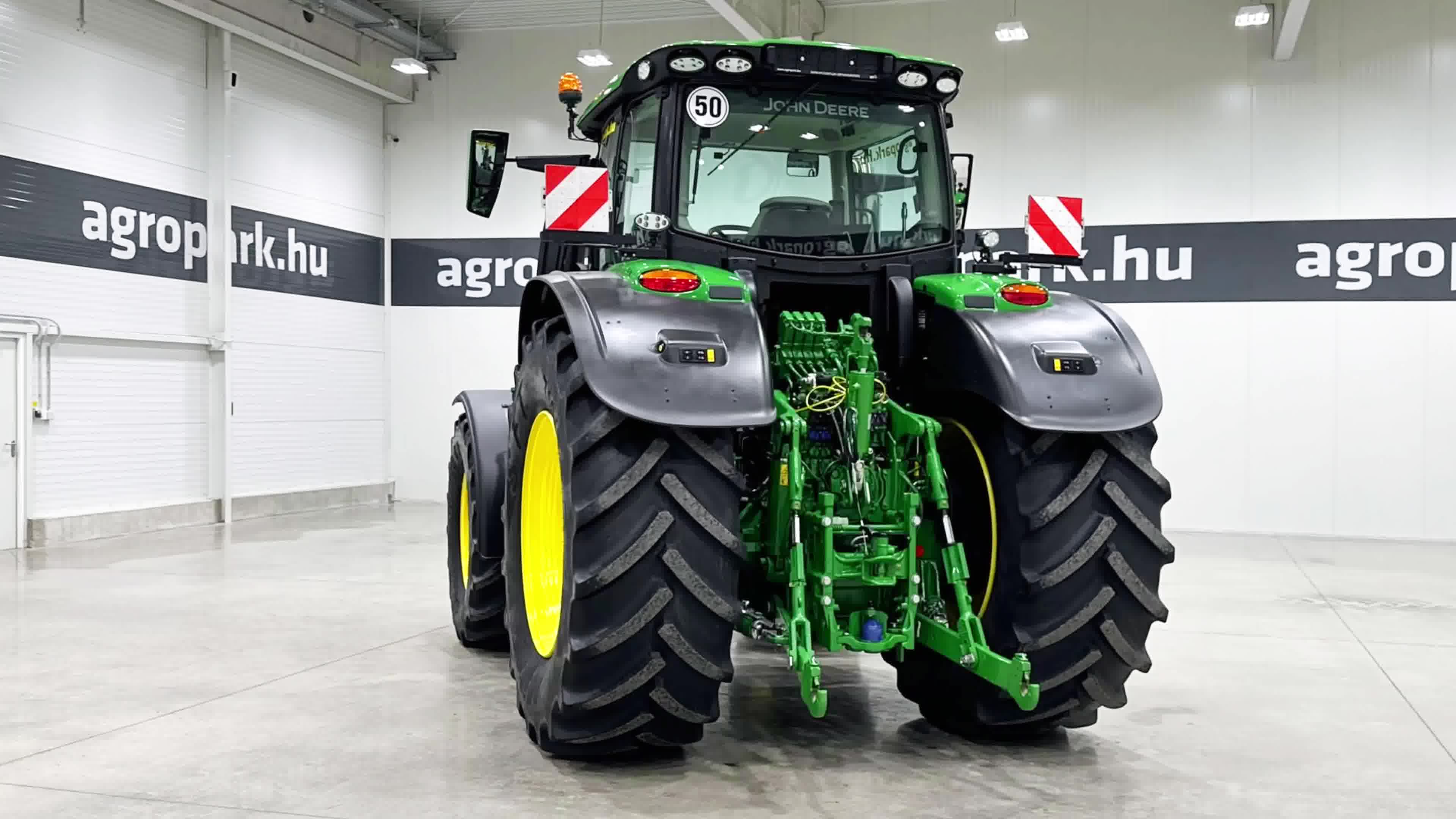 John Deere 6R 250 (589 hours) - AGROPARK - Value in Agriculture