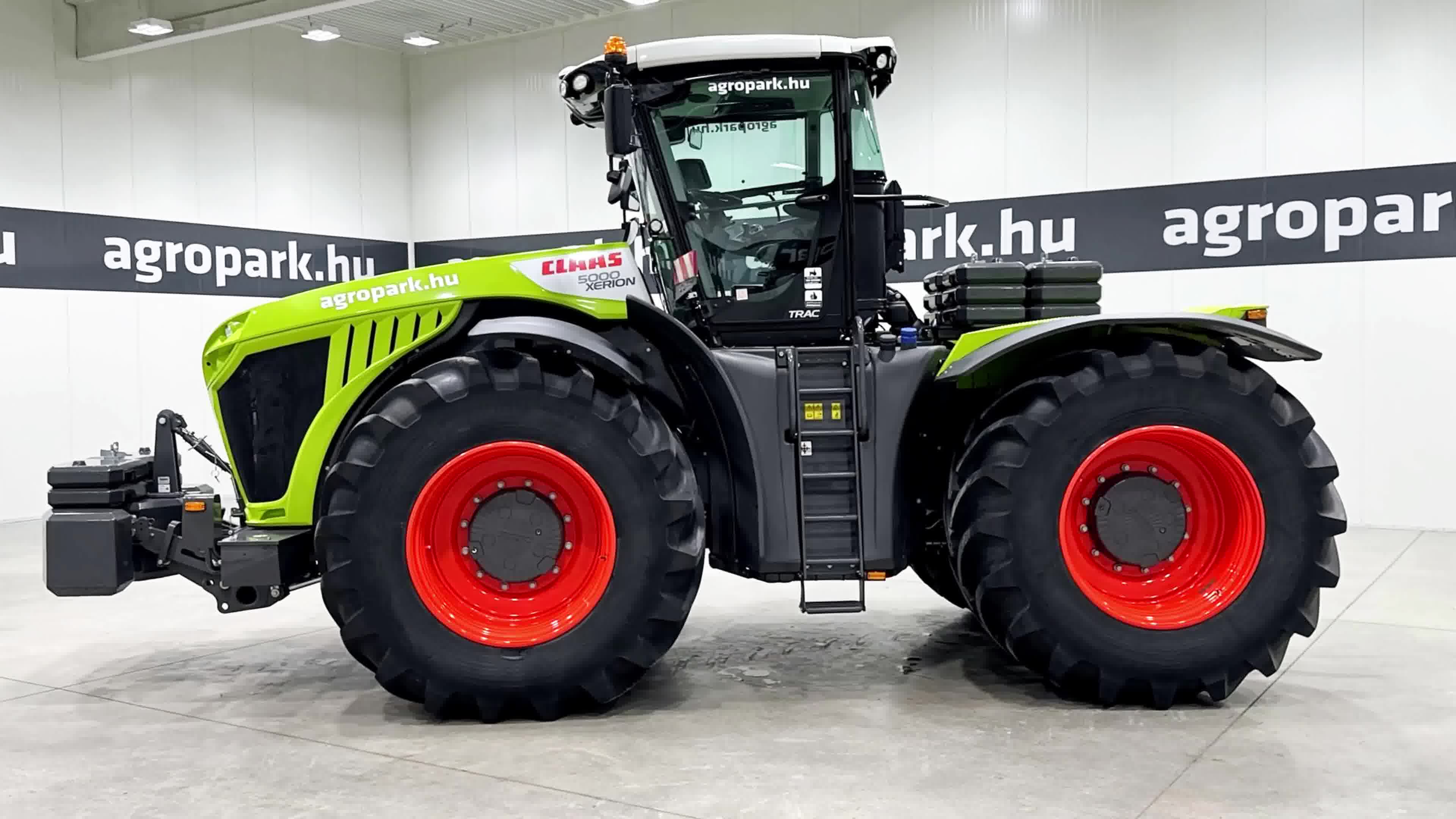 DEMO Claas Xerion 5000 Trac (587 hours) - AGROPARK - Value in Agriculture