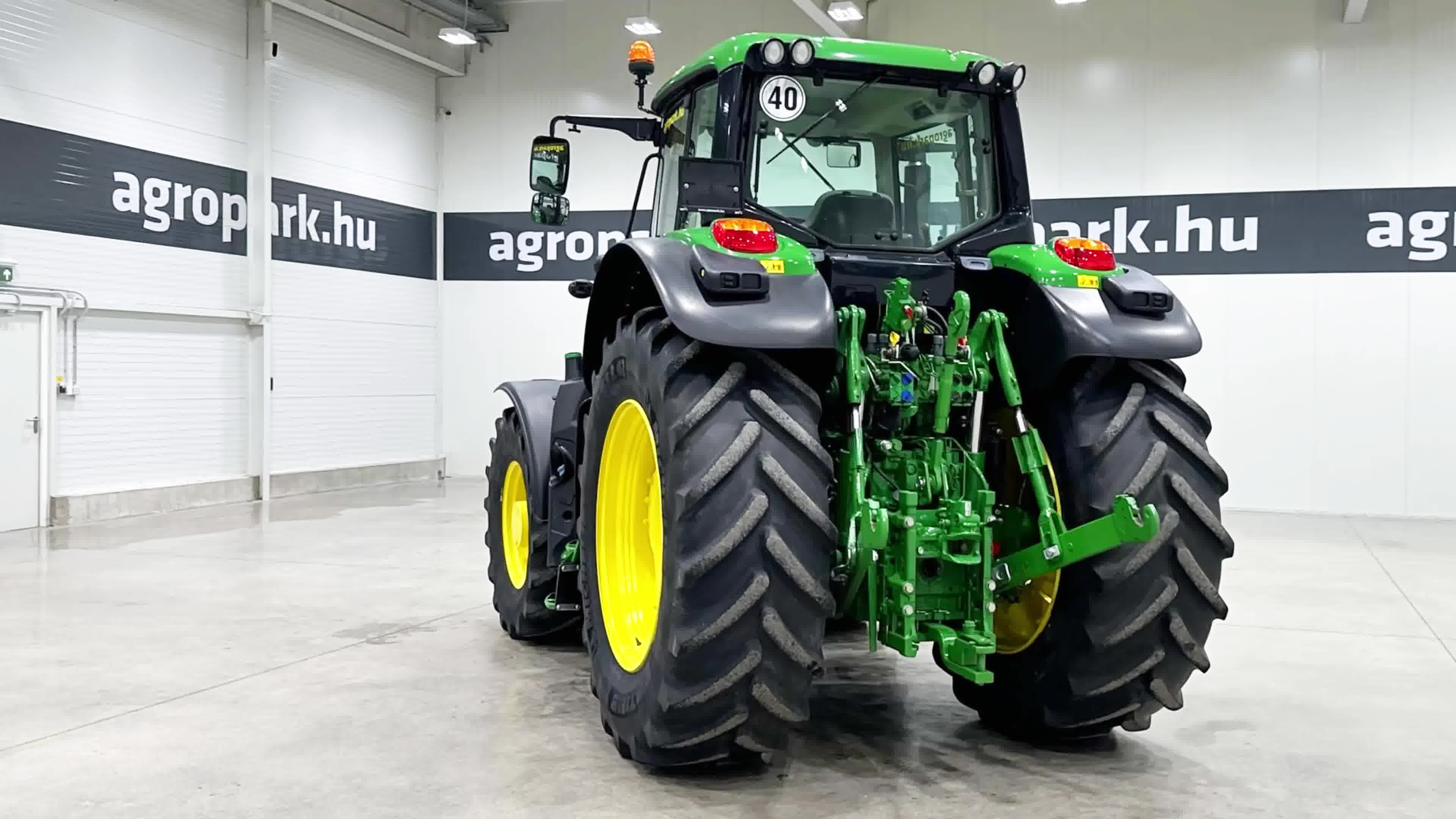 John Deere 6195M (1215 hours) - AGROPARK - Value in Agriculture