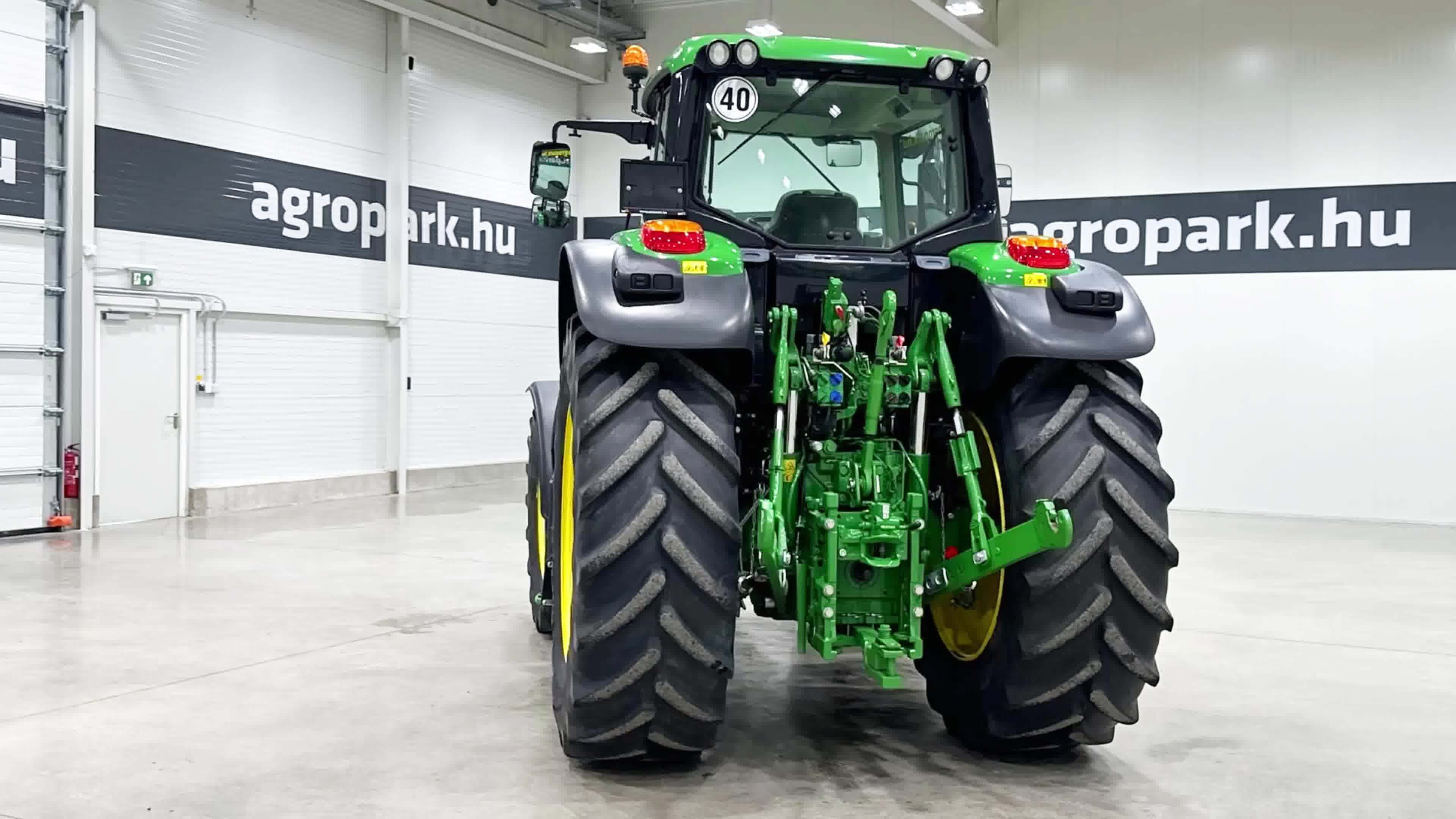 John Deere 6195M (1215 hours) - AGROPARK - Value in Agriculture