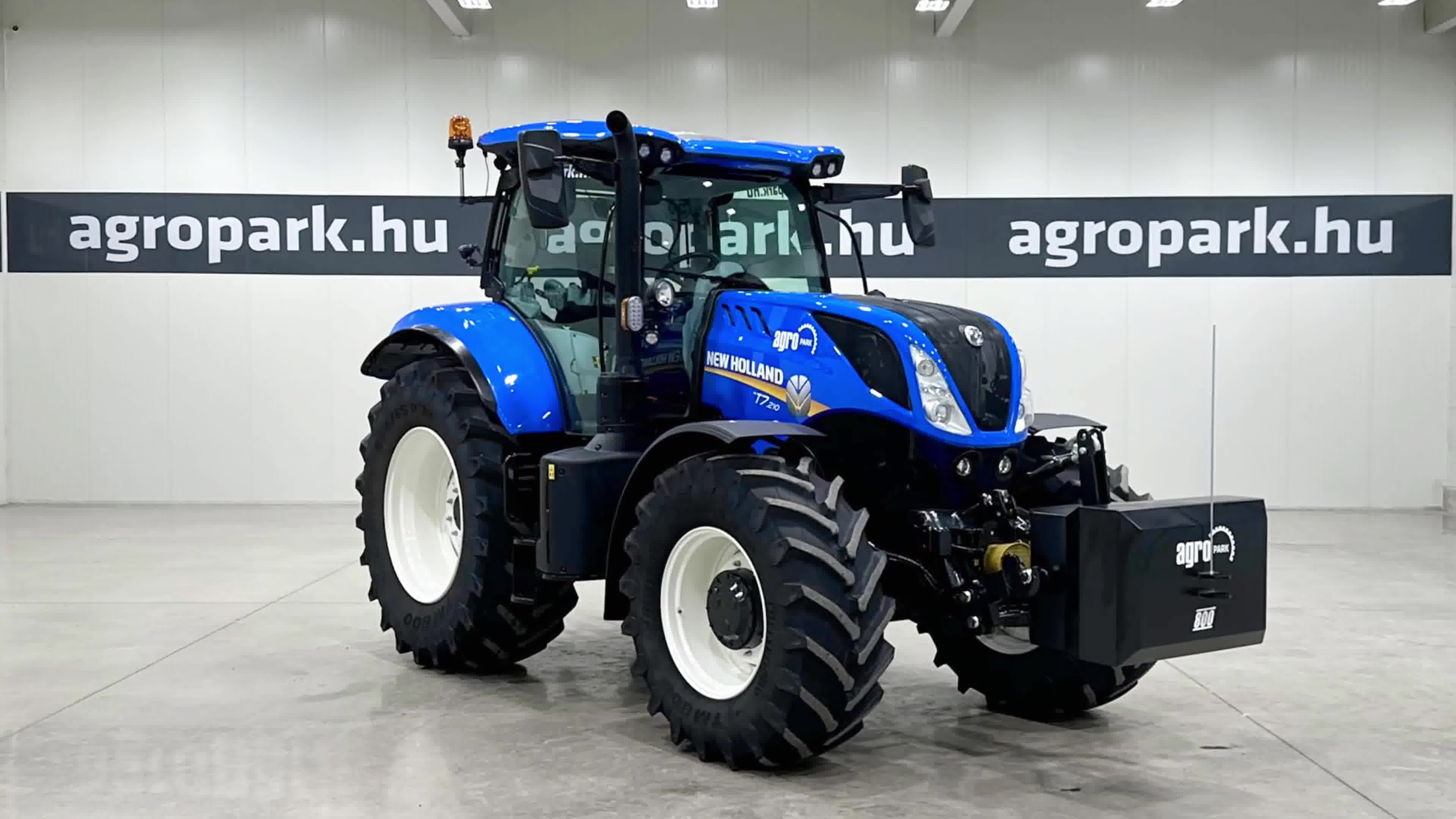 DEMO New Holland T7.210 (288 hours) - AGROPARK - Value in Agriculture