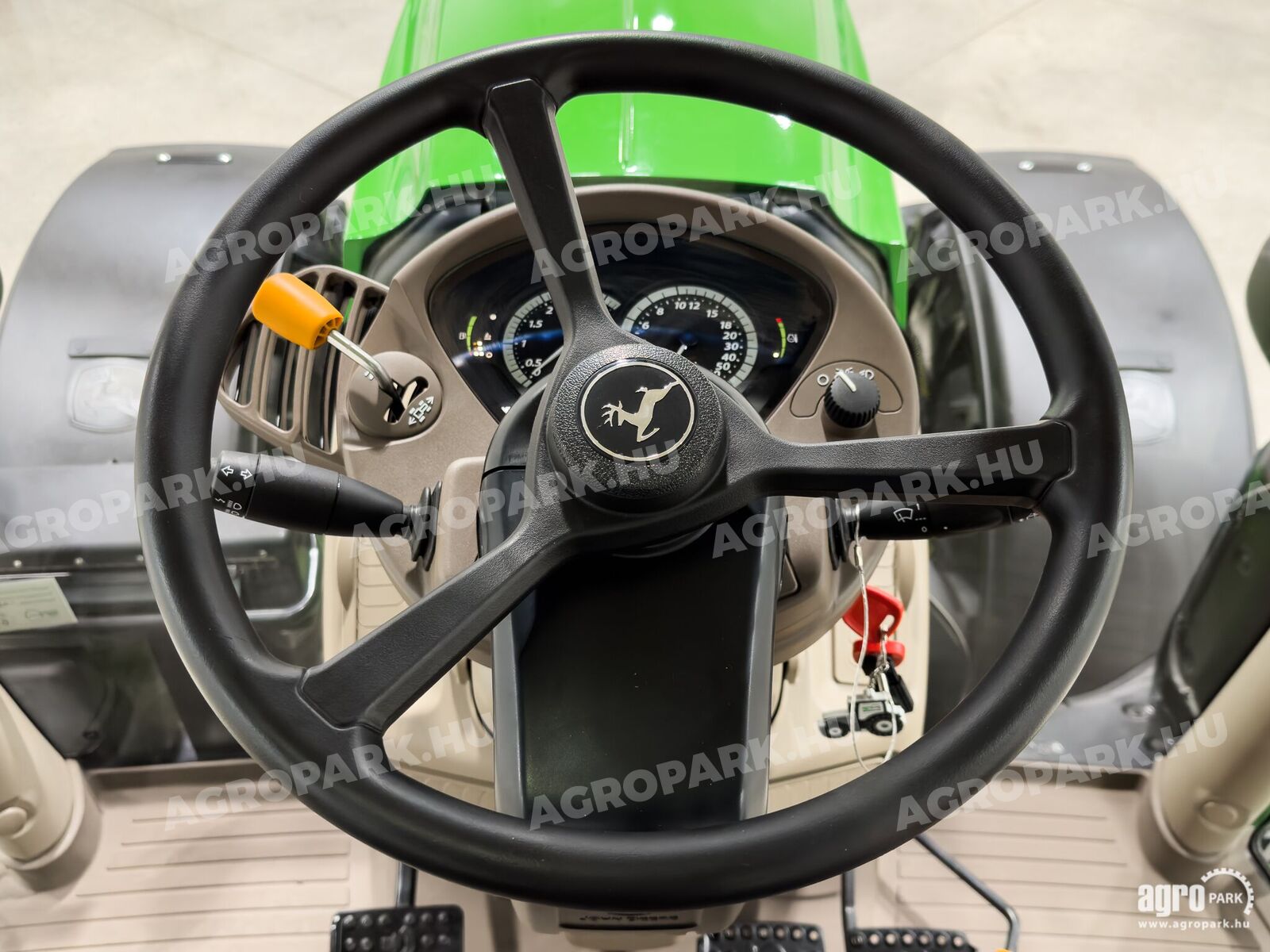 New John Deere ATU 300 universal steering - AGROPARK - Value in Agriculture