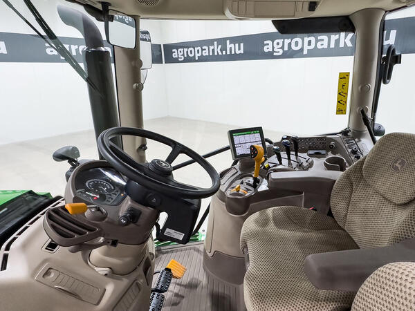 New John Deere GS4 4640 universal display - AGROPARK - Value in Agriculture