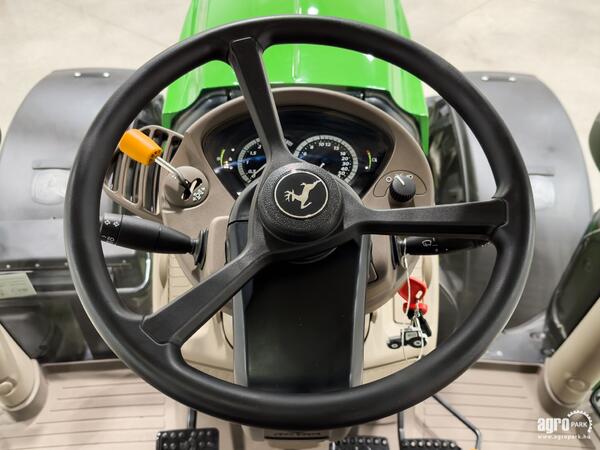 ÚJ John Deere ATU 300 univerzális automata kormány