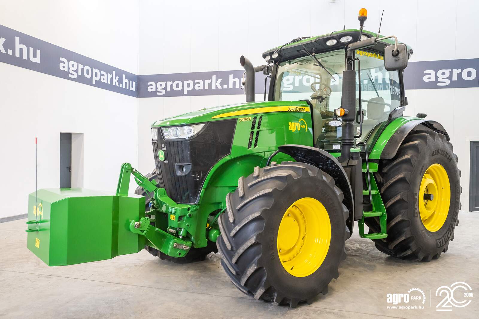John Deere 7215R (2869 üzemórás) - AGROPARK - Case, Claas, John Deere ...